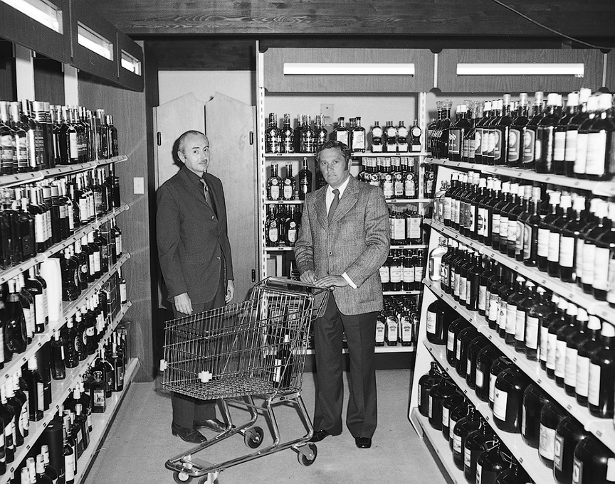 Nº L18909A › Robert Têtu - Cyberphotos