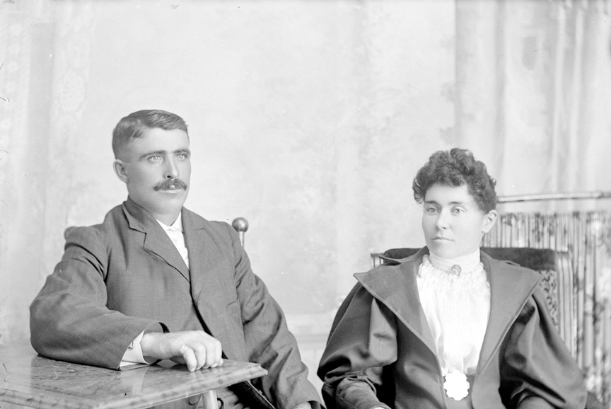 Nº L18909A › Robert Têtu - Cyberphotos