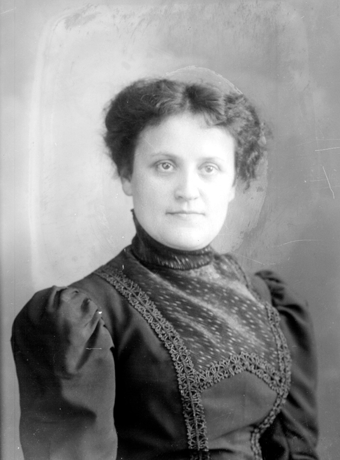 Nº B14187 › Mlle E. Lebel - Cyberphotos